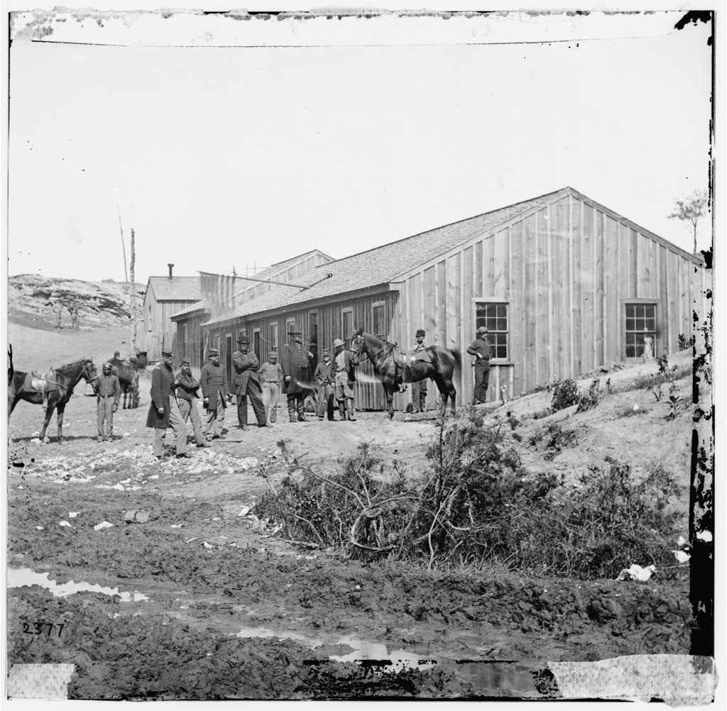 Federal troops at Confederate winter quarters near Yorktown | Period ...