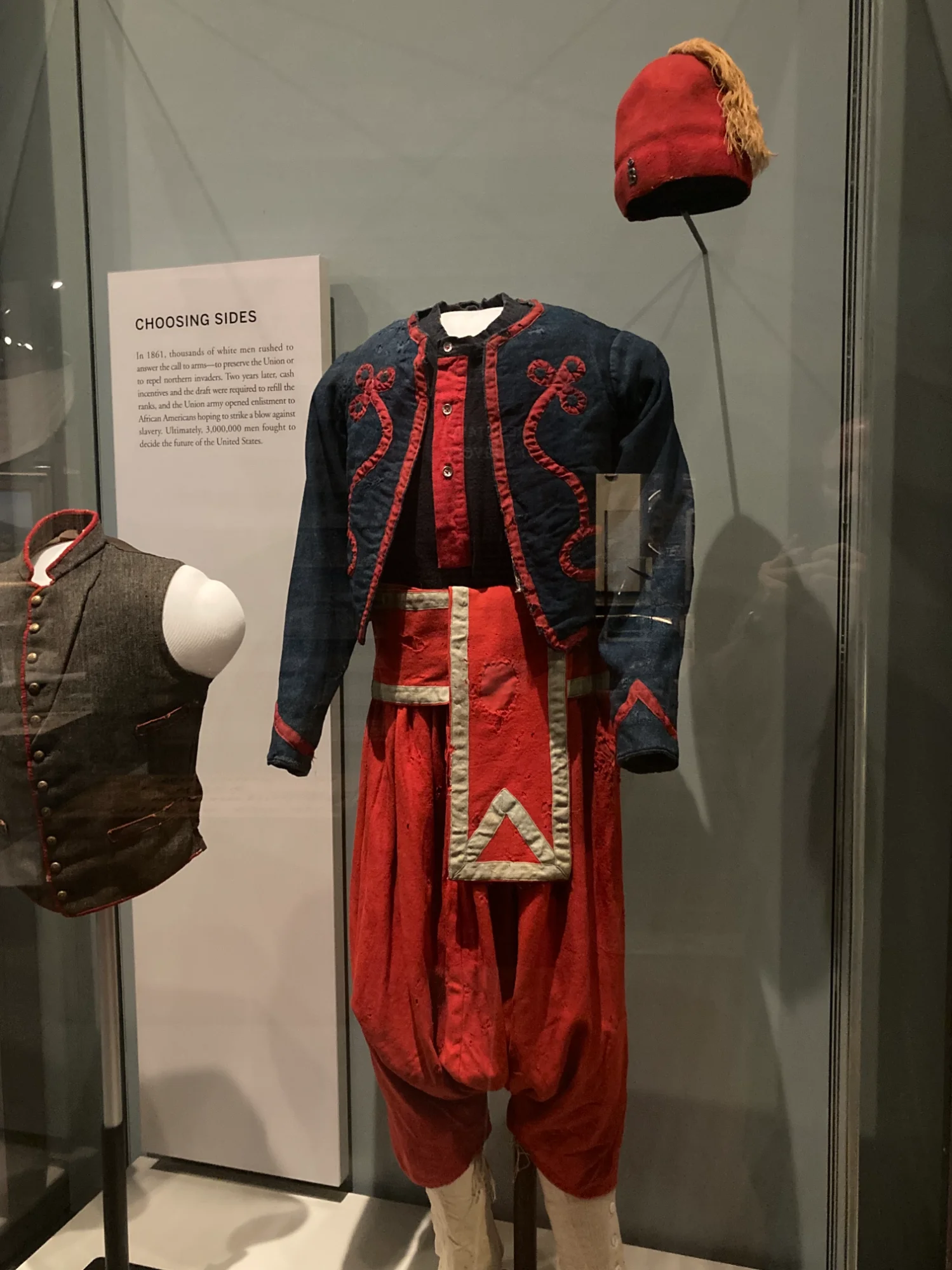 Uniforms on Display at Richmond's Museum of History and Culture | Ranks ...